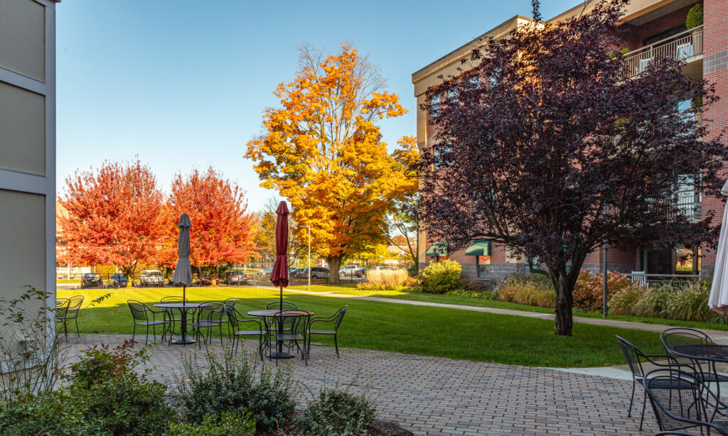 Assisted Memory Care | Mason Wright Senior Living | Springfield MA